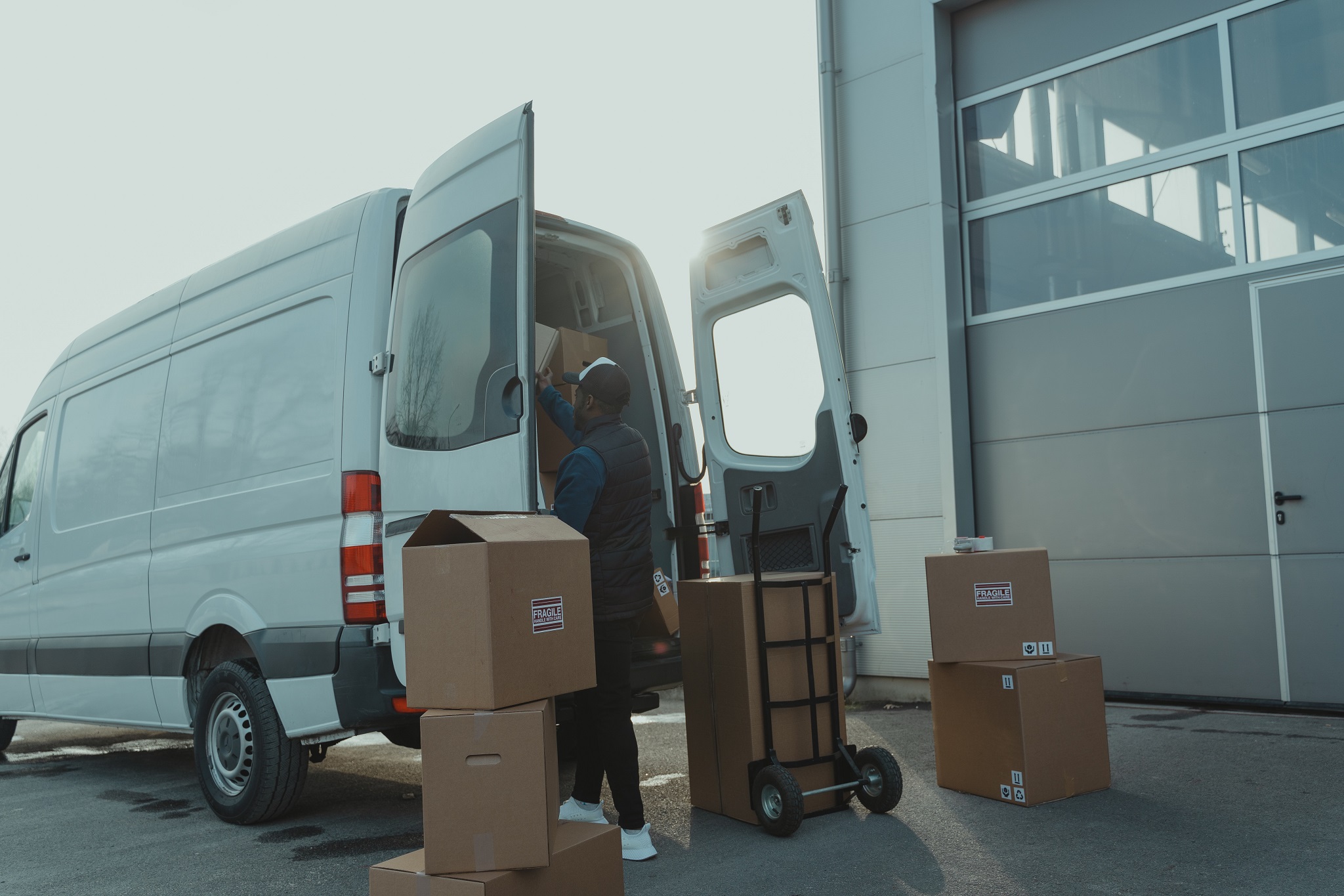Our Services - Hugo Global Express